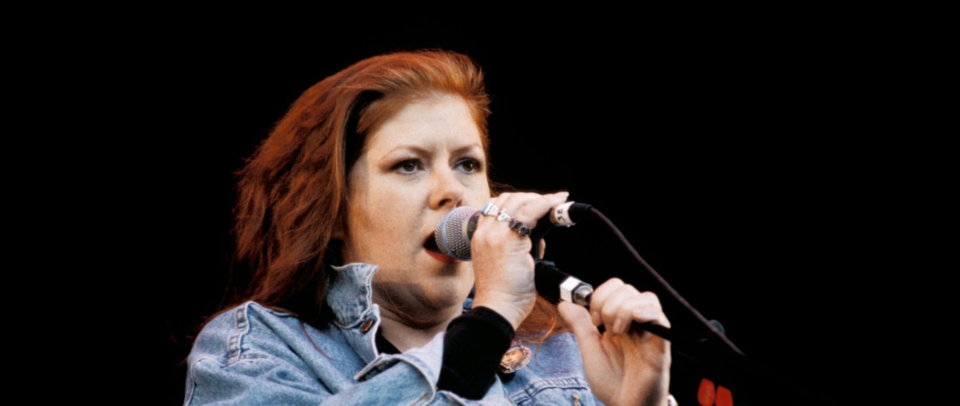 Fairytale of New York's Kirsty MacColl died by protecting her son in ...