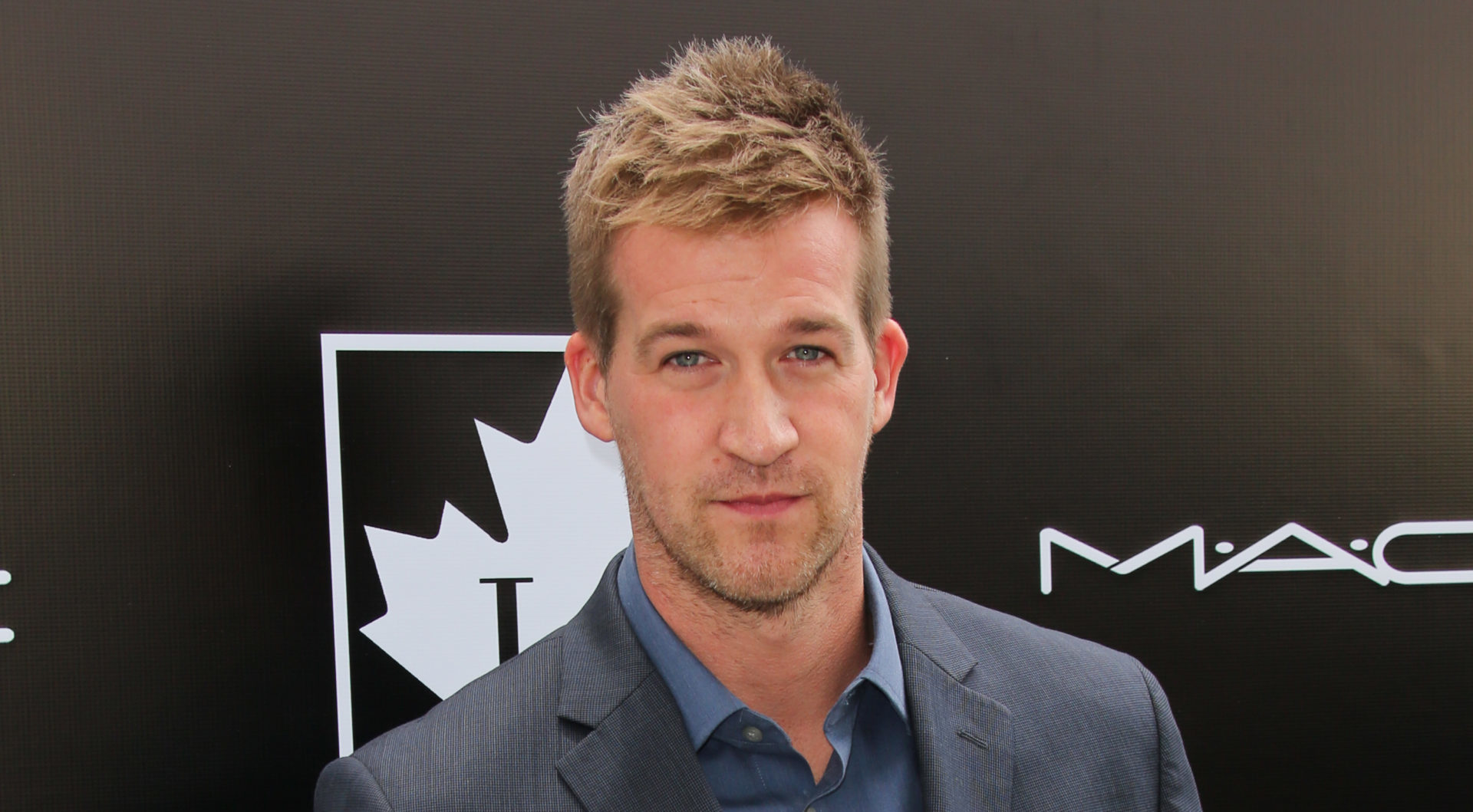 Kenneth Mitchell dies from progressive disease months after ...