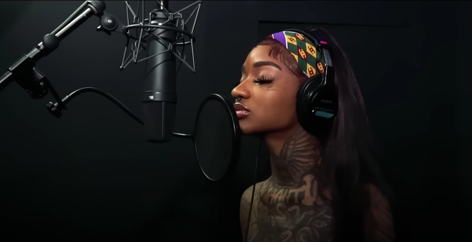 Rapper Enchanting dies at just 26 after 'being placed on life support ...